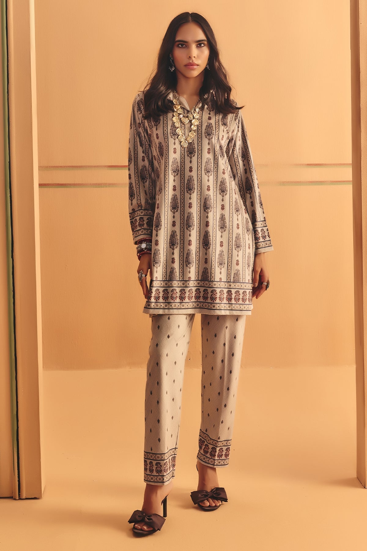 Winter Fawn Printed Woven Co-Ord Set – SABHYATA CLOTHING